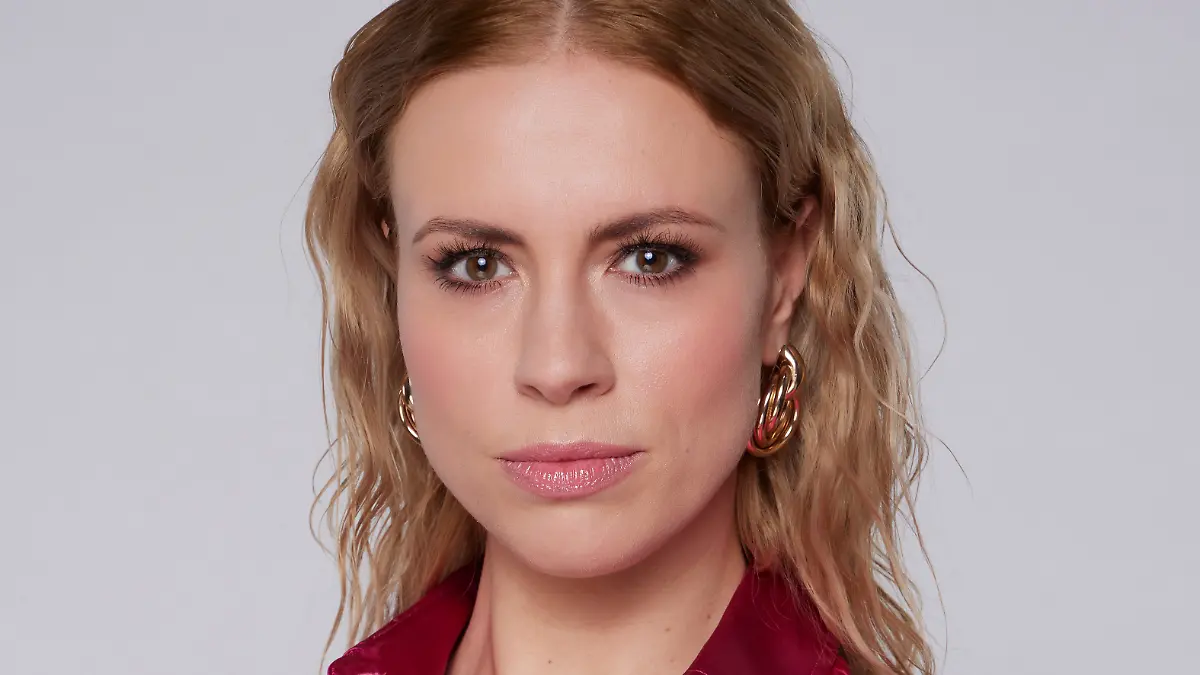 Lara Dandelion Seibert Alter