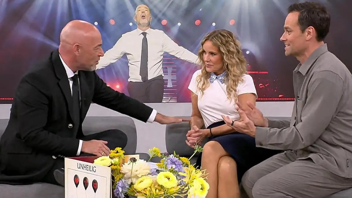 „Sing mein Song"-Star Graf Unheilig berührt Katja Burkard mit diesem Song