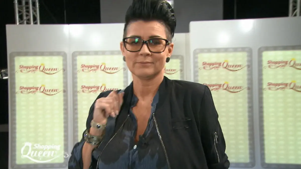 Shopping Queen: Olga zeigt ihre wilde Seite im Biker-Look auf dem Catwalk