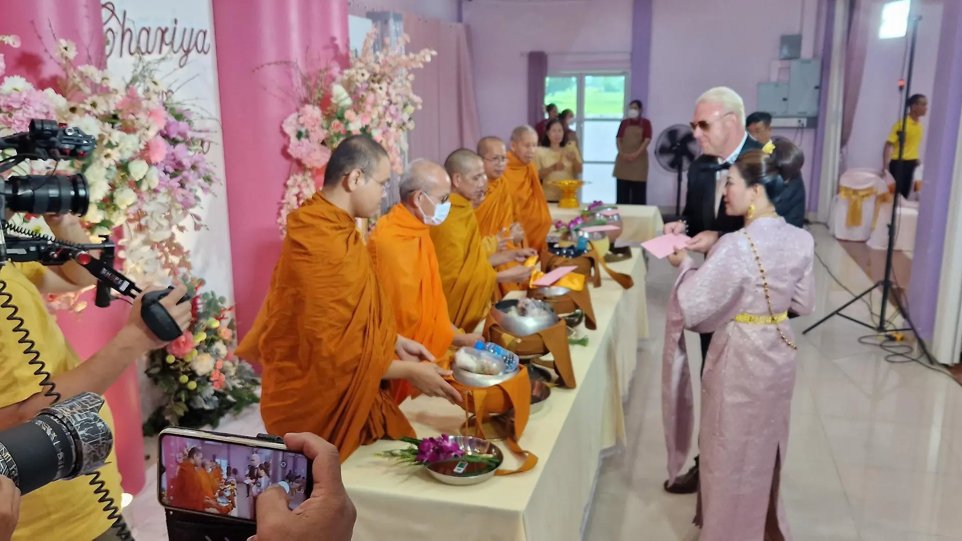 Goodbye Deutschland: Die Thailand-Hochzeit von Rainer Gottwald ...