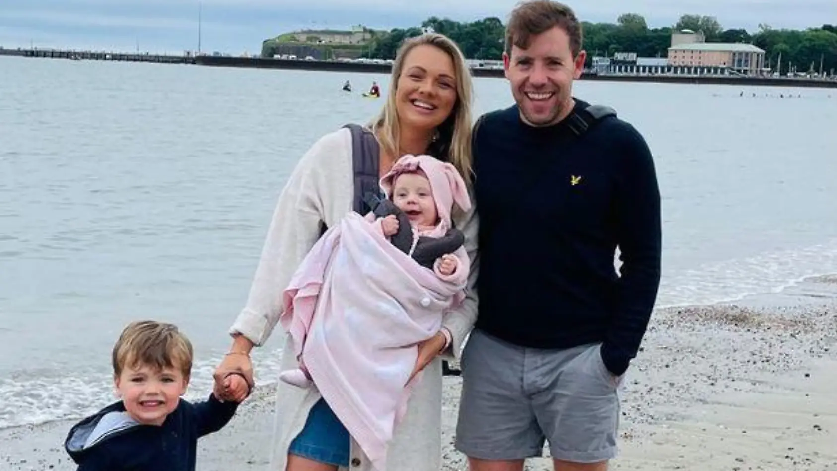 Seltene Erkrankung seit Geburt: Baby Lexi (5 Monate) "verwandelt sich ...