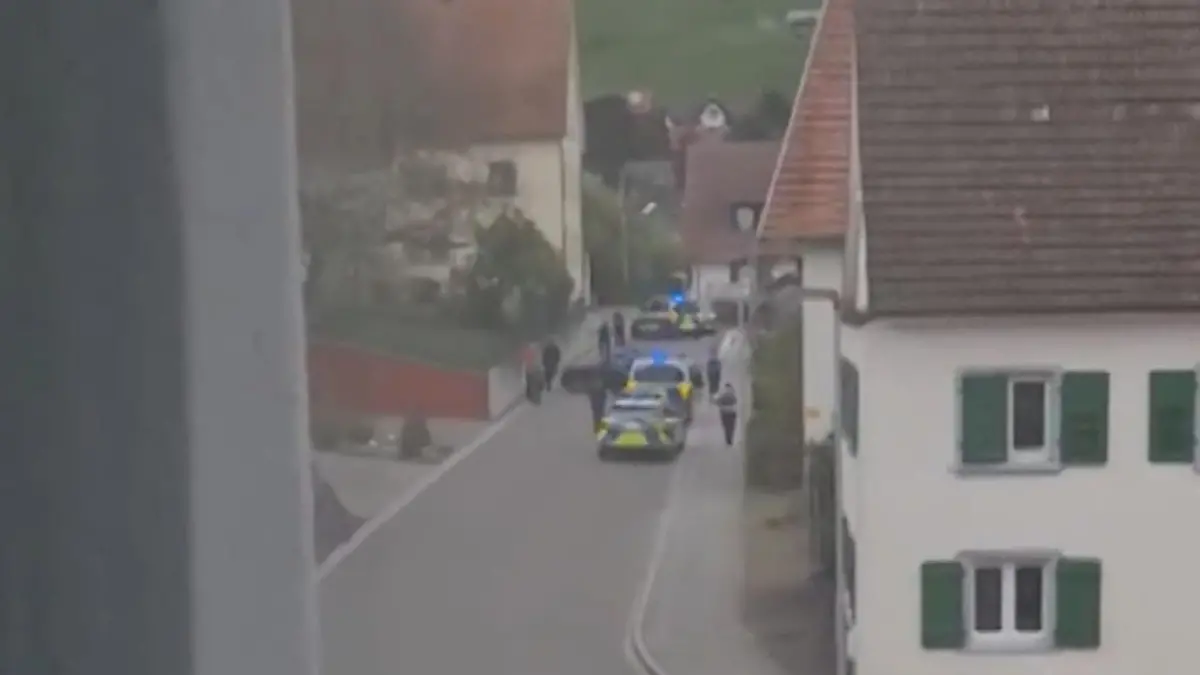 Ludwigsburg: Illegales Autorennen? Zweiter Fahrer nach Horror-Unfall auf der Flucht