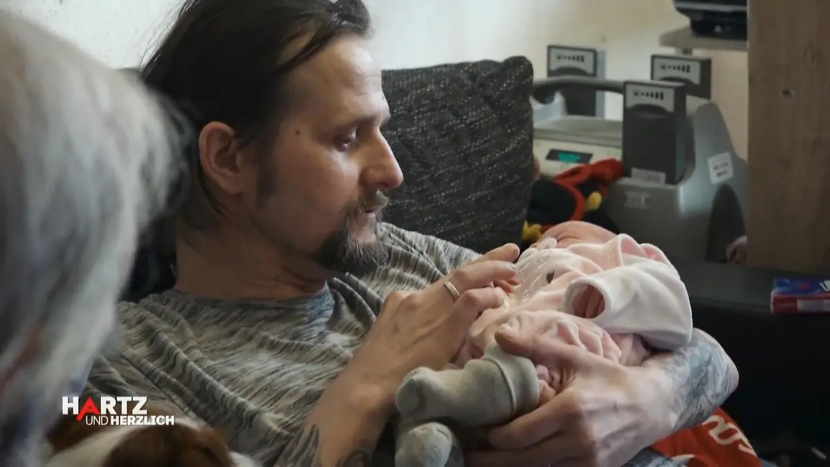 Hartz und herzlich: Happy End für Lisa (19) und ihr Baby - doch kein ...