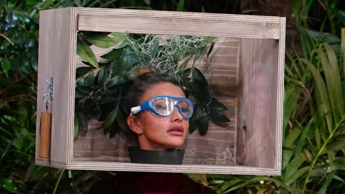 Dschungelcamp 2021: Erste Ekel-Prüfung für Christina Dimitriou, Sam ...