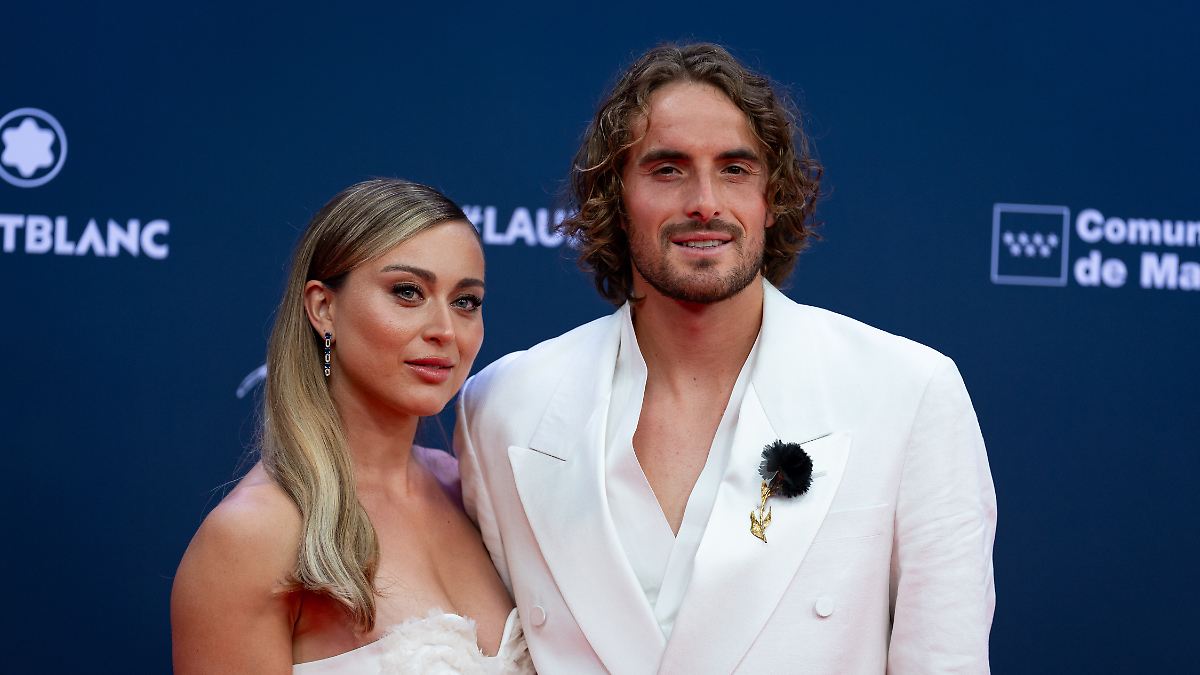 Laureus Awards: Paula Badosa und Stefanos Tsitsipas verzückt mit ...