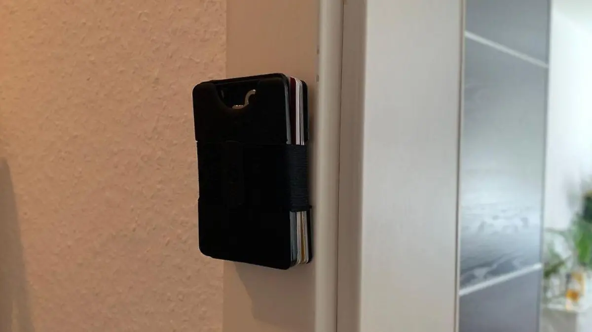 Lockcard Slim Wallet aus DHDL im Test: Schluss mit dicken Geldbörsen?