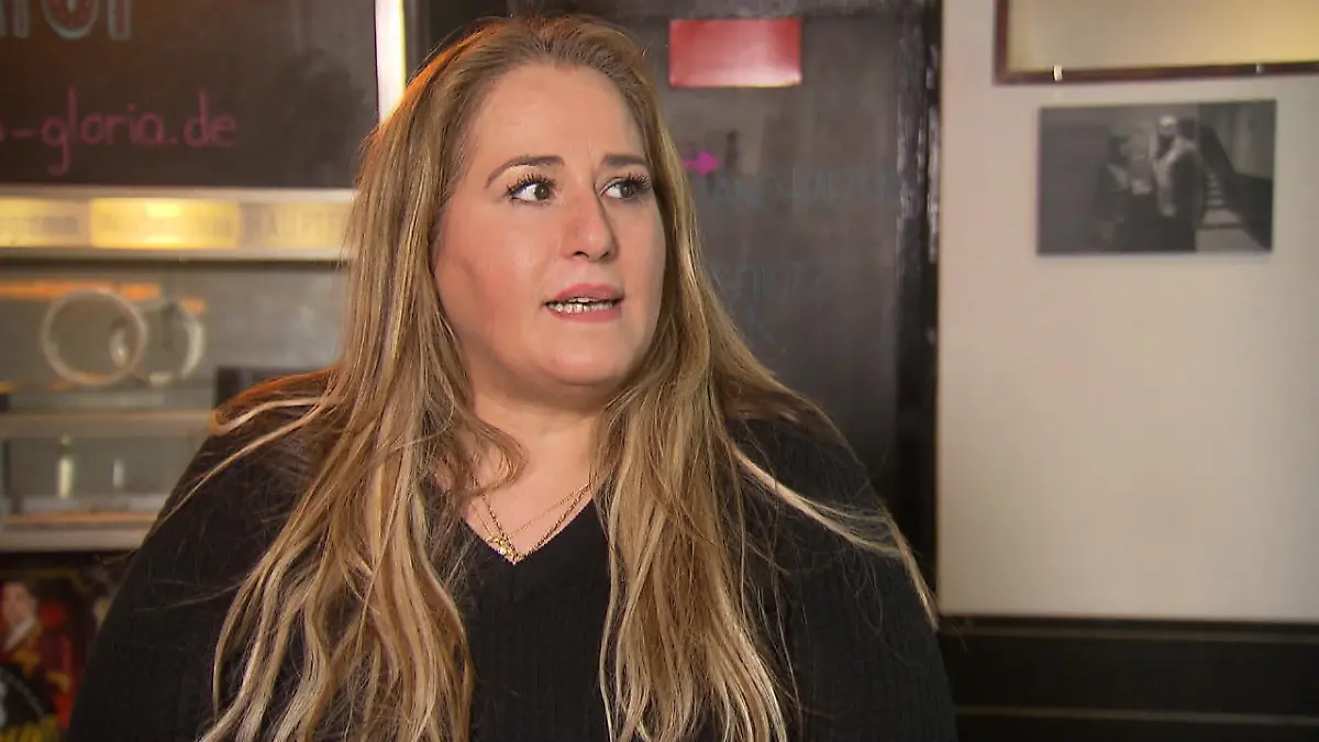 Ist der Absender Polizist?: Kabarettistin Idil Baydar bekommt ...