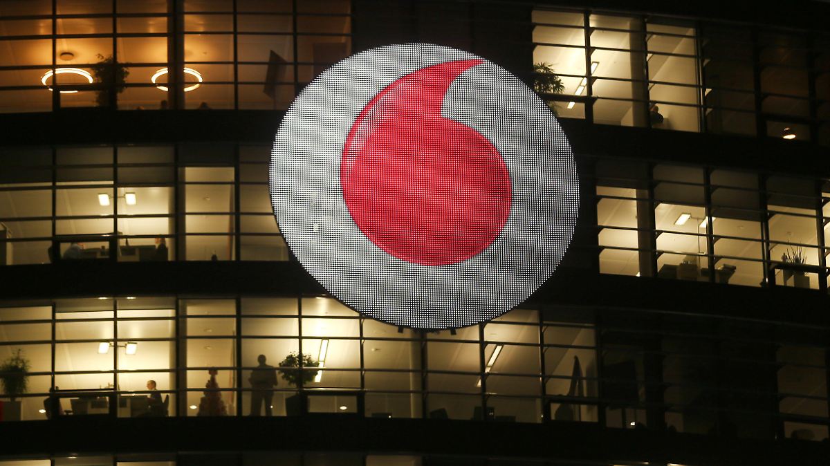 Vodafone Deutschland streicht 1.300 Vollzeitstellen – und will 400 neue ...