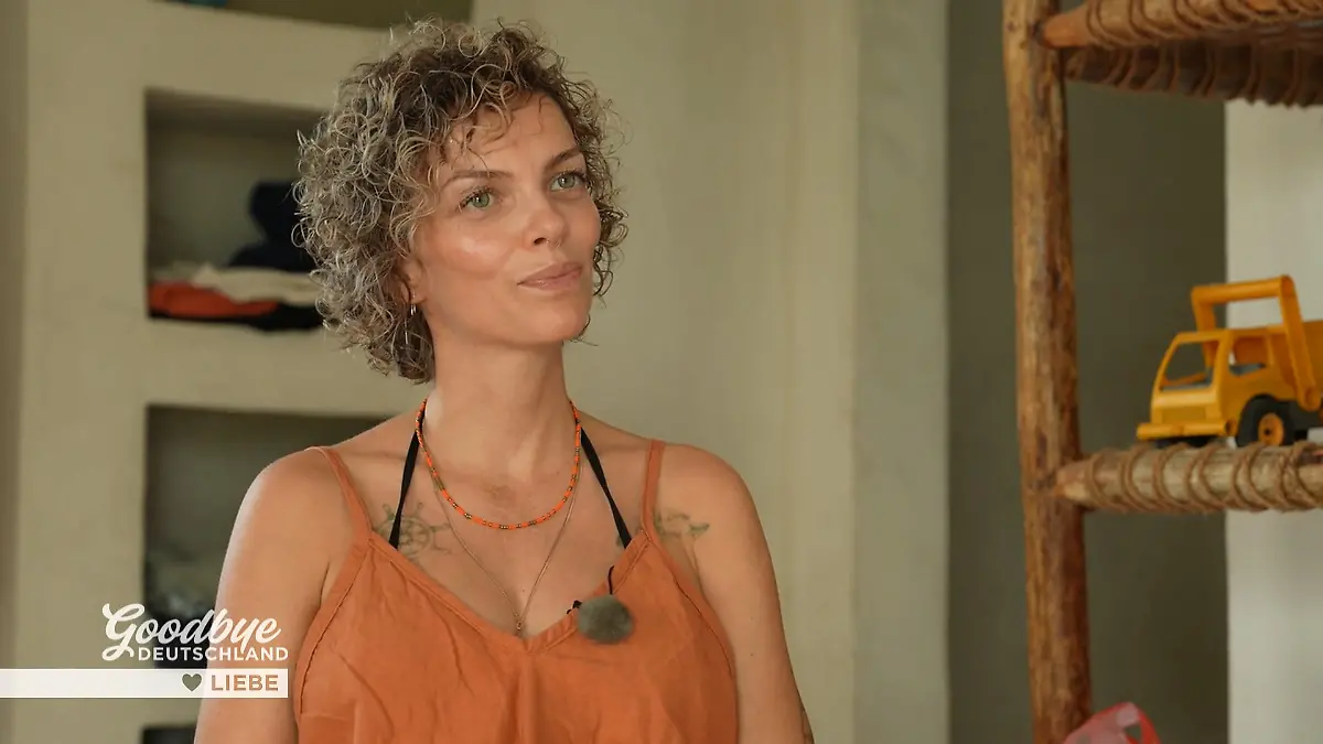 „Goodbye Deutschland”-Star Franzi Schmidt: Blasensprung! Baby kommt ...