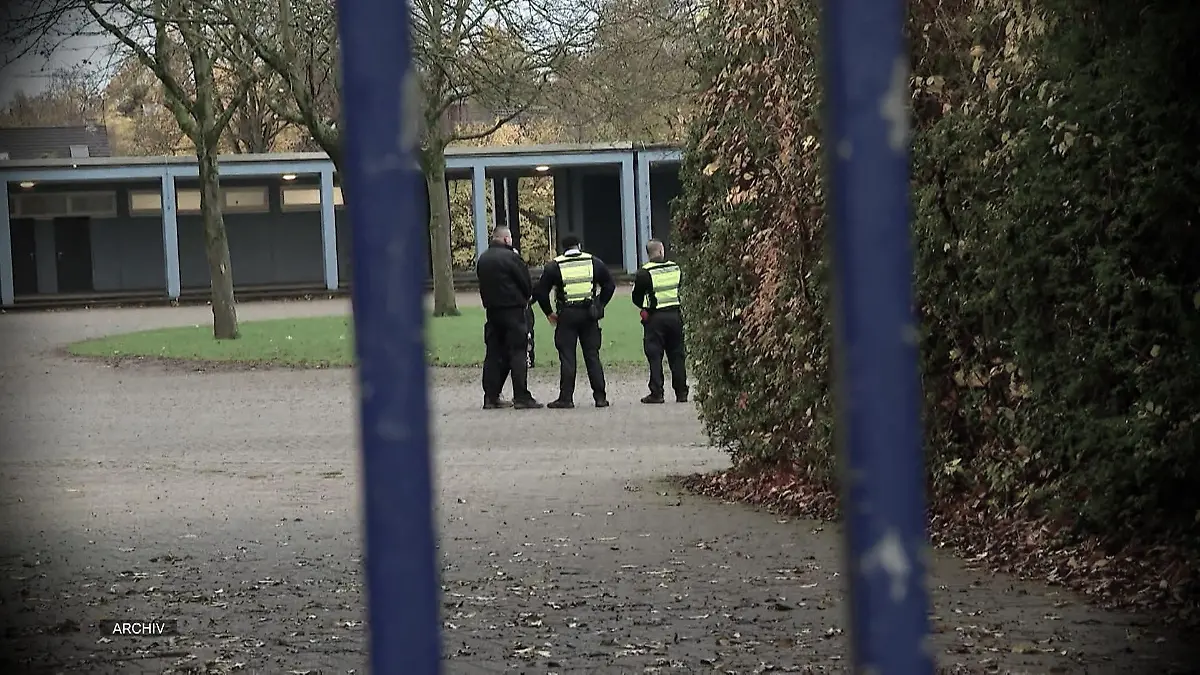 Ex-Profiboxer Besar Nimani mit 16 Schüssen getötet - Prozessauftakt in ...