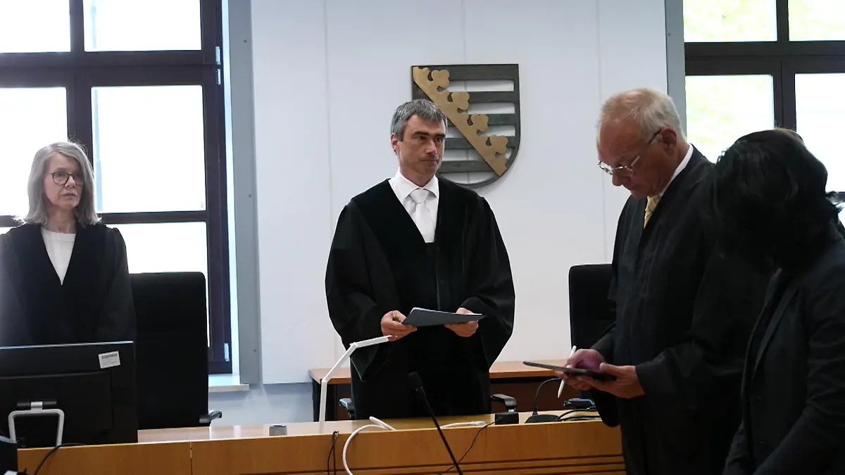 Chemnitz: Millionär ein Jahr nach Hochzeit mit Bolzenschussgerät ...
