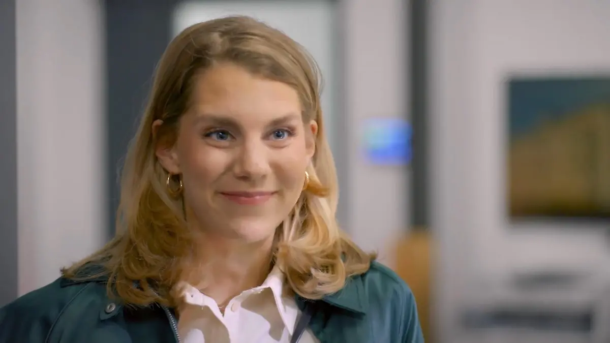 „Unter uns” am 27.05.25 im TV: Ute will Patrizia bei der Geldrückgabe ...