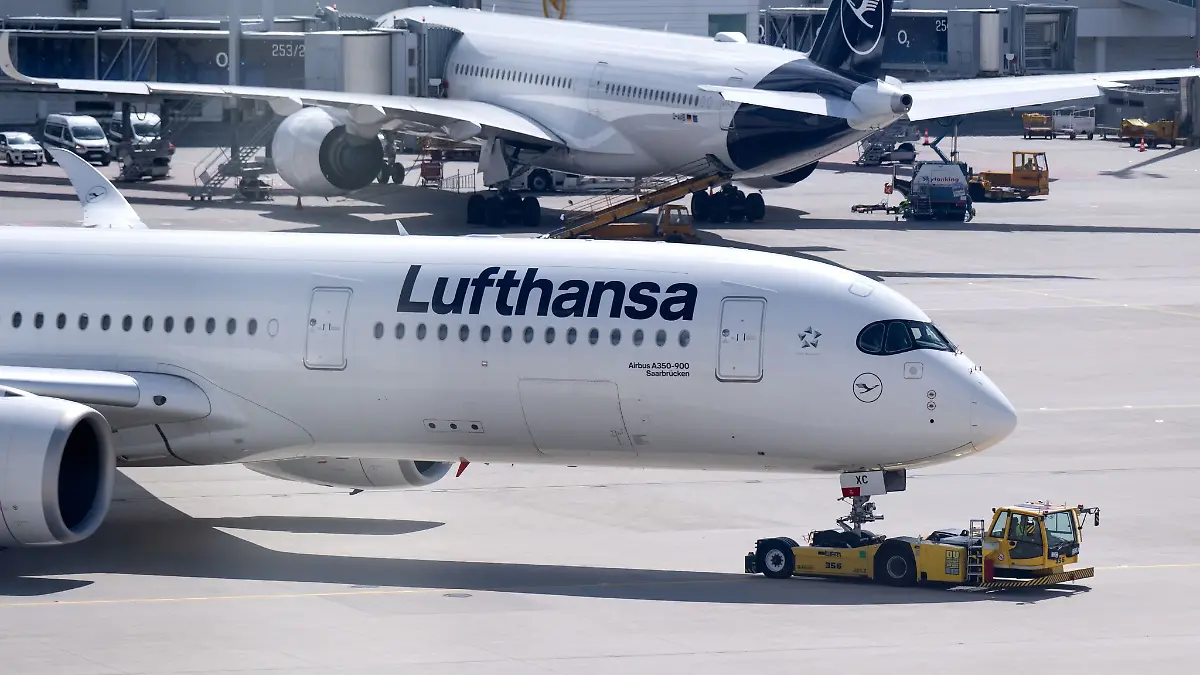 Alarm für Lufthansa-Flieger! Flug LH752 muss wegen Bombendrohung ...