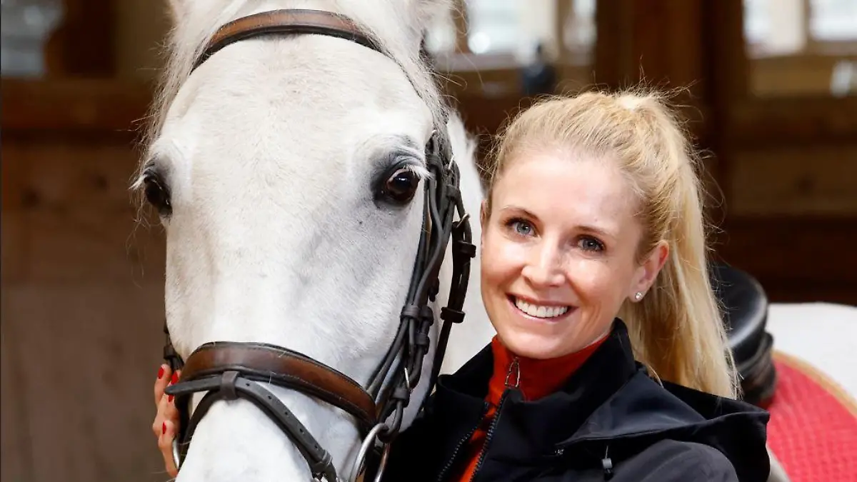 Reit-Star Jessica von Bredow-Werndl: Spagat zwischen Pferd und Kind ...