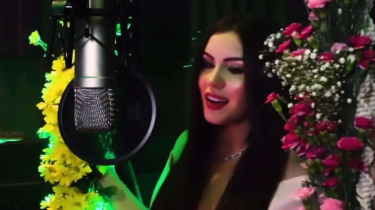 SPD-Chef Lars Klingbeil: Das ist seine Frau Lena-Sophie Müller