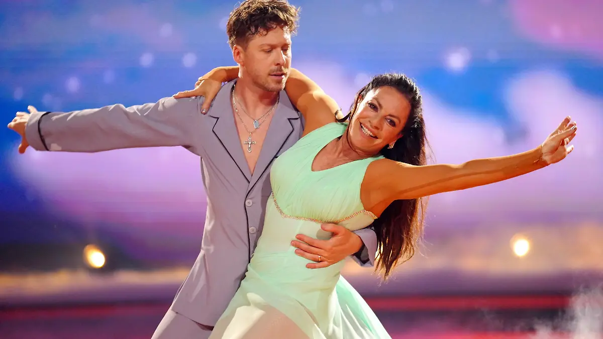 Let’s Dance 2025: Christine Neubauer fliegt zum zweiten Mal! Diesmal ...