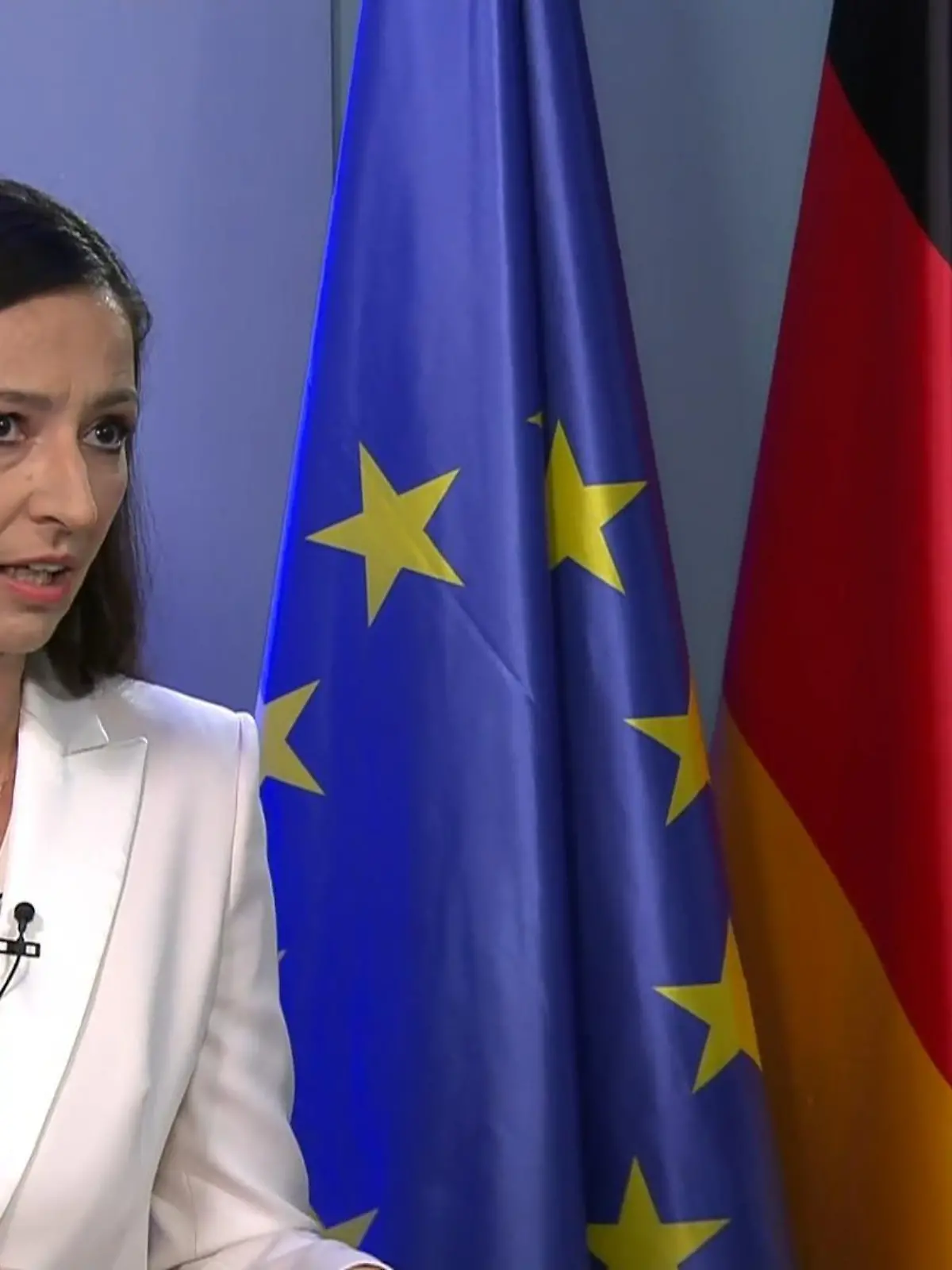 Ohne Pinkel-Pause!: Über 25 Stunden! Senator schießt in Wut-Rede gegen ...