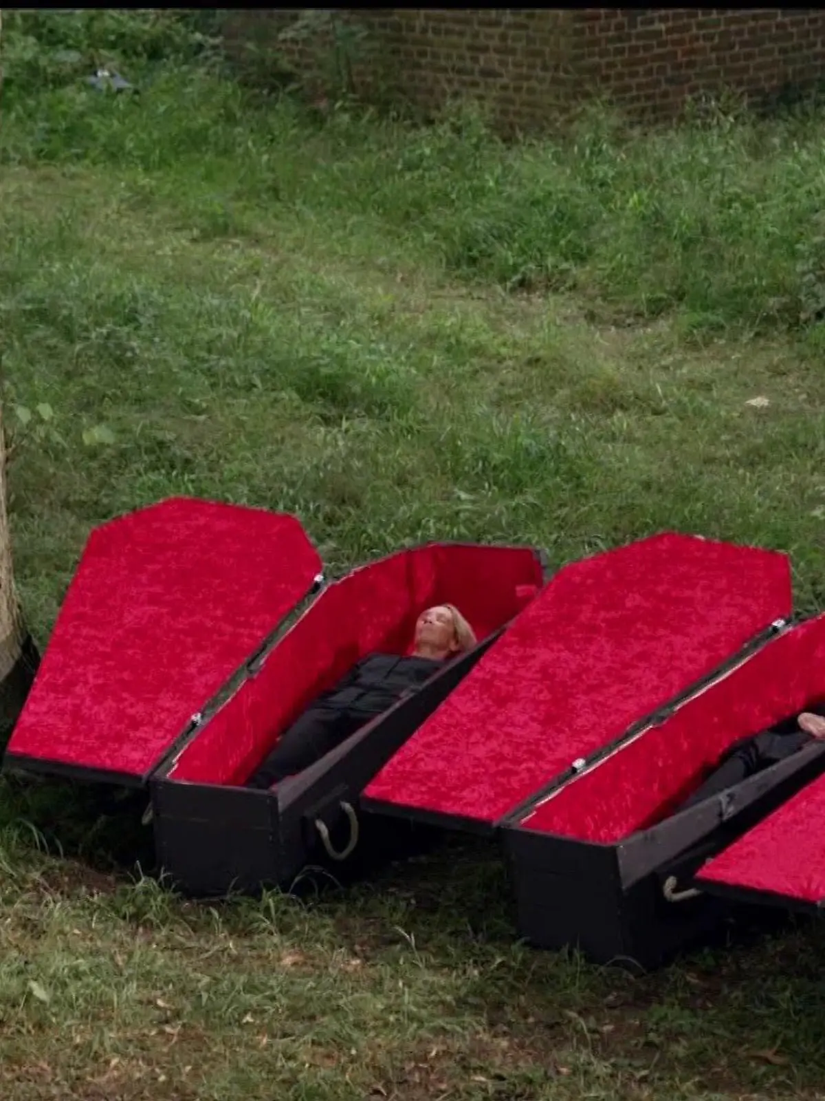 Bei „The Real Ex-Wives” geht’s heiß her!: Charlotte Würdig und Georgina ...