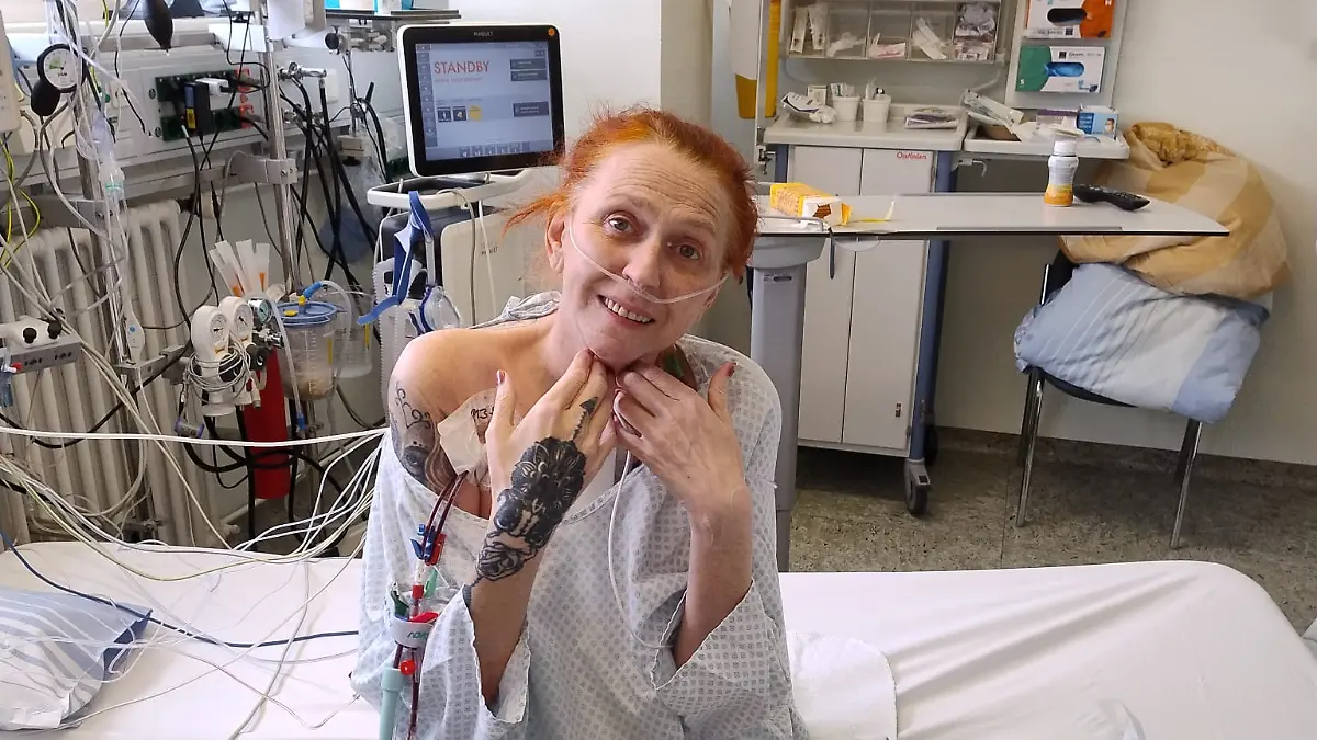 Twistringen: Nadine (49) lebt dank Kunstherz – doch nun versagt es! Wie ihre Söhne für sie kämpfen