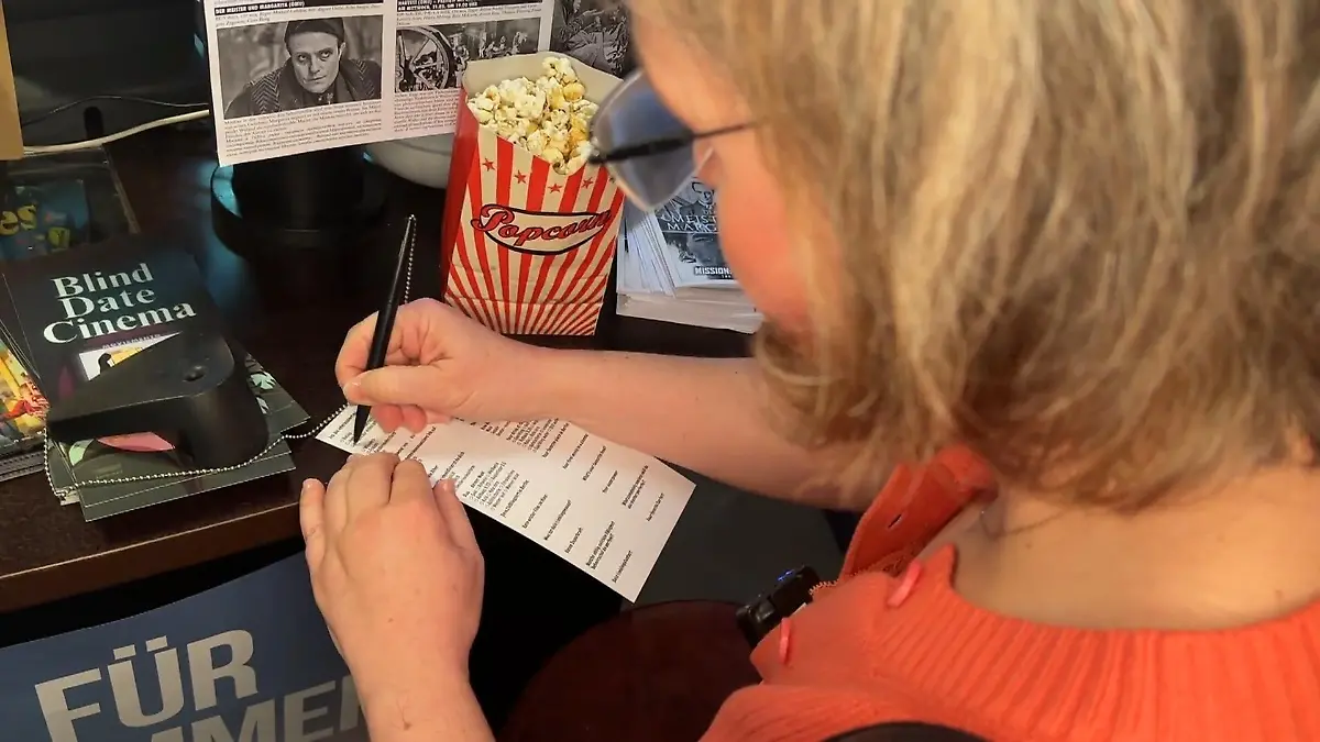 Model Phia Quantius: Wegen Migräne bin ich nur maximal vier Tage im ...