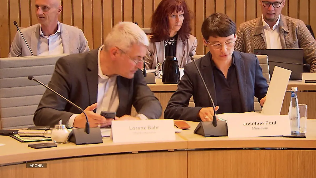 Unfall in Wedel! Zwei Frauen sterben bei Frontal-Crash