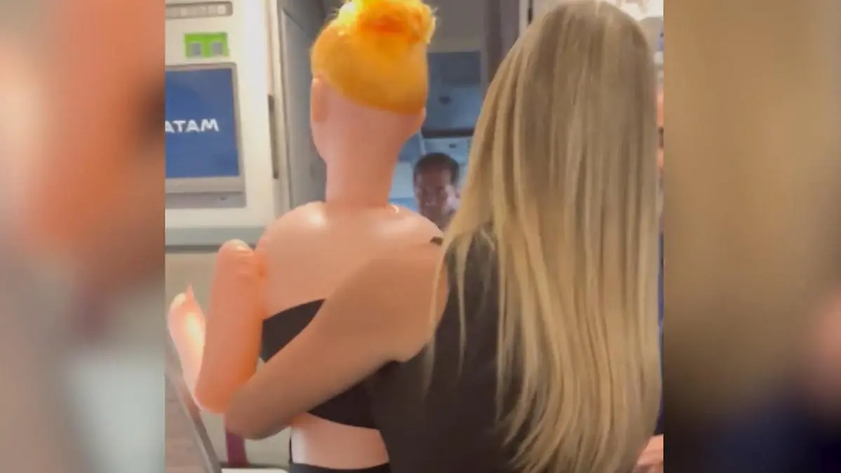 Pornostar Bonnie Blue hat Hausverbot bei Premier-League-Klub Nottingham Forest