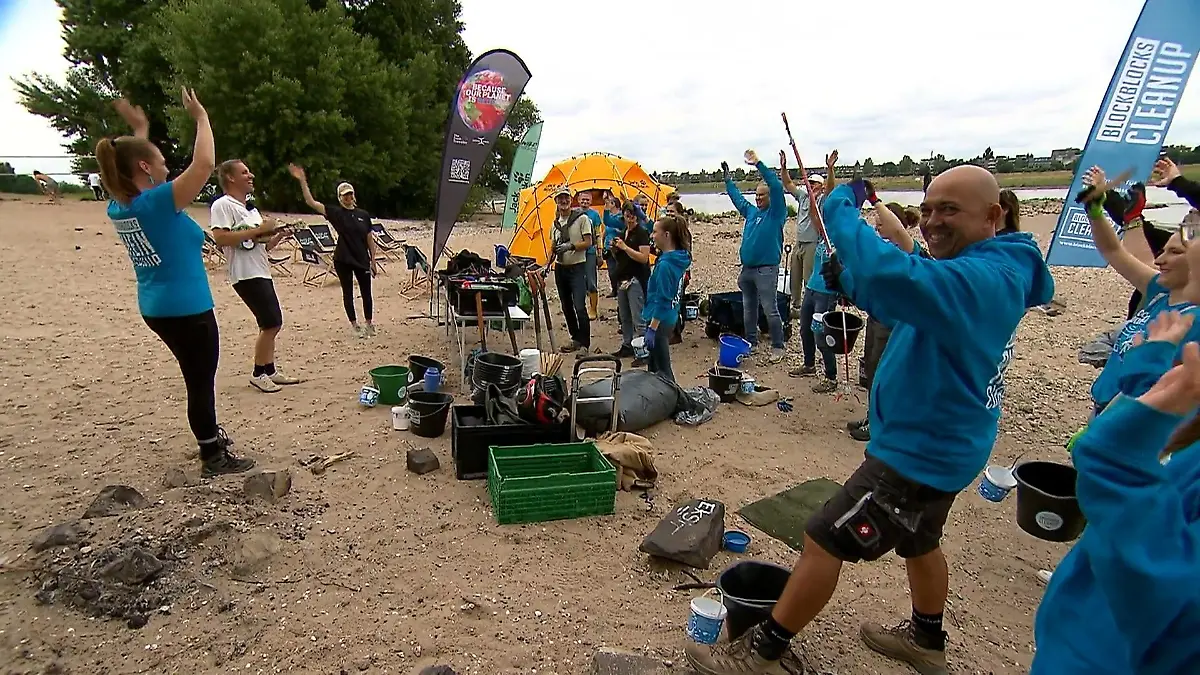 Unfall in Wedel! Zwei Frauen sterben bei Frontal-Crash