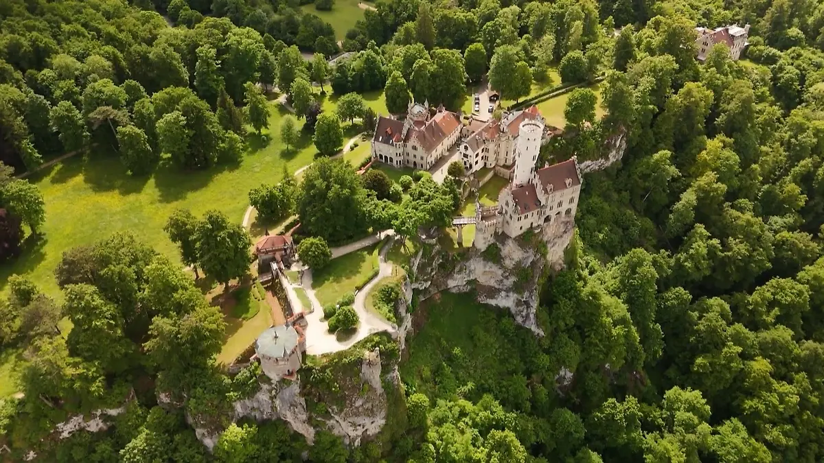 Model Phia Quantius: Wegen Migräne bin ich nur maximal vier Tage im ...