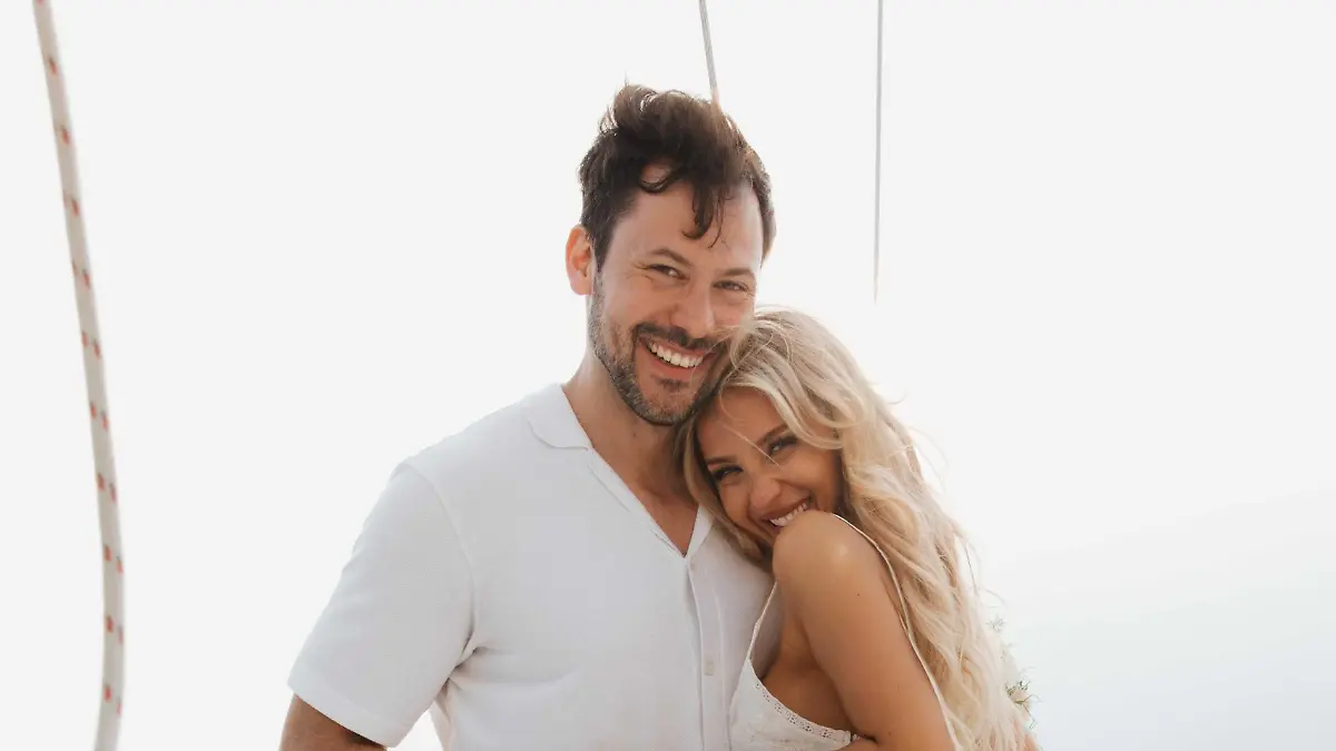 Ex-Bachelor Sebastian Klaus hat sich mit Jenny Koepper verlobt – im RTL ...