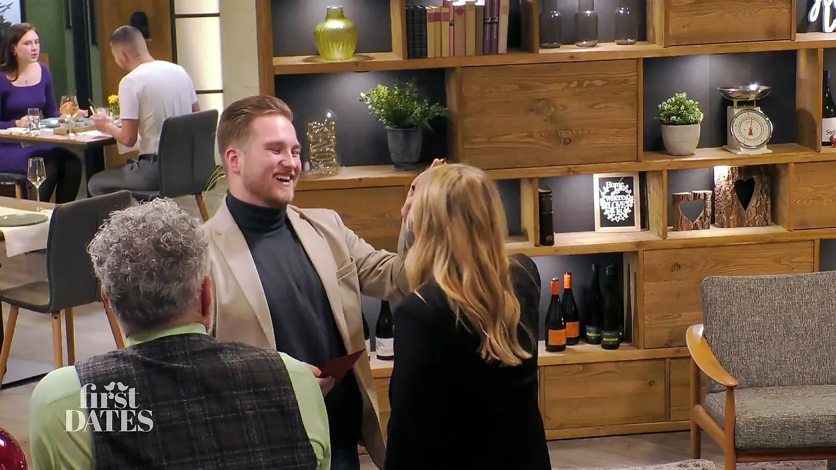 Roland Trettl ist sicher: Das knistert bei Jan und Lisa