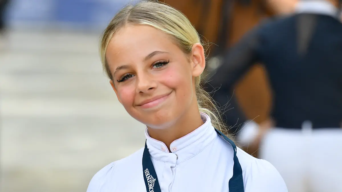 Nicolas Sarkozy und Carla Bruni: Tochter Giulia startet mit 13 Jahren durch