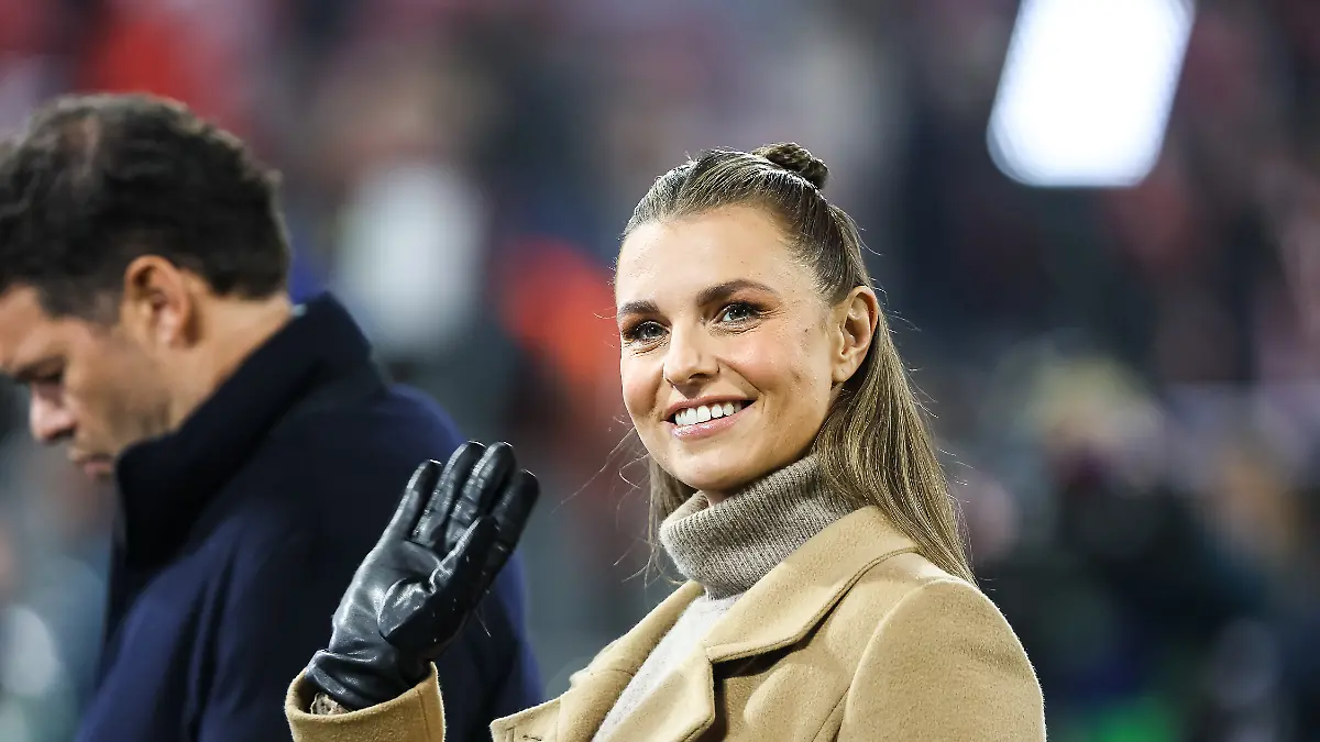 Laura Wontorra feiert RTL-Sport-Comeback! HIER ist sie künftig als ...