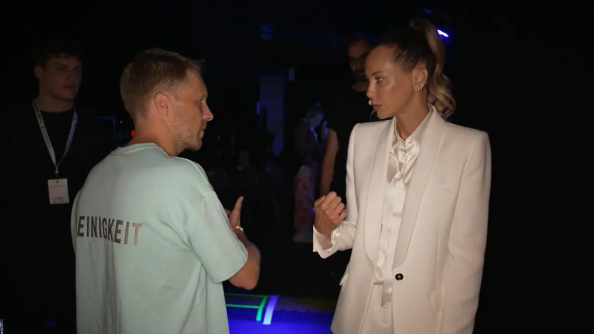 Ballermann-Sängerin Isi Glück schwärmt von Ehemann Carlos: „Ich bin seine Nummer eins!”