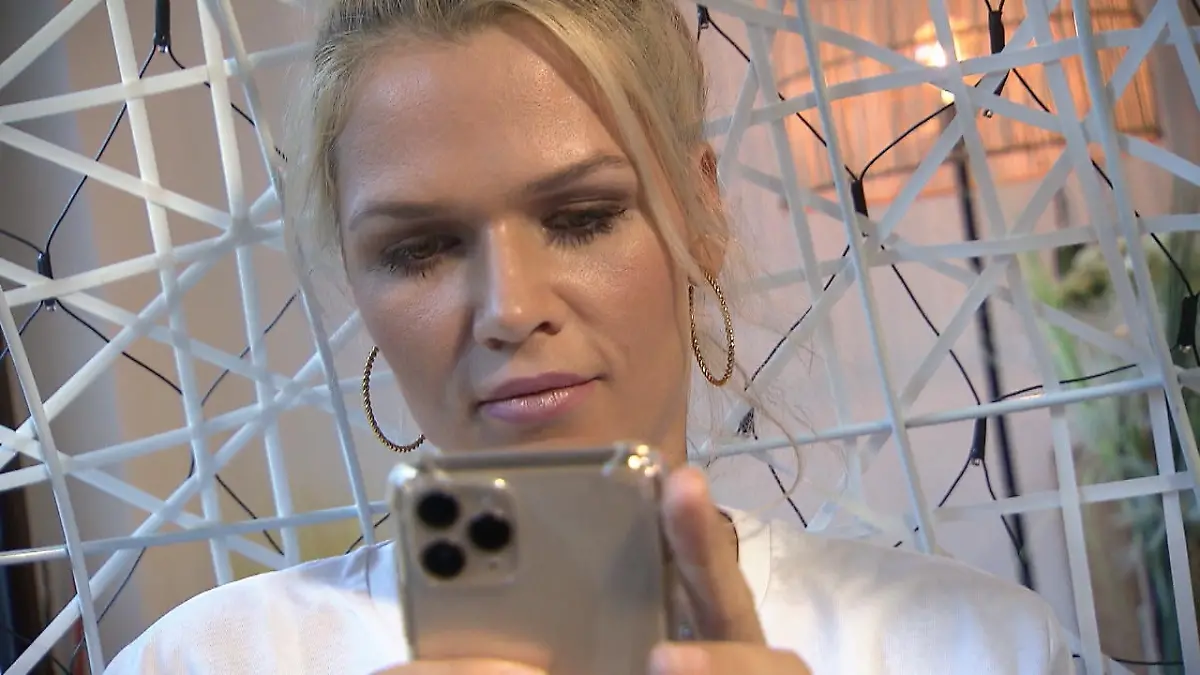 Prügelbeichte: Sara Kulka spricht offen zum Thema Mobbing