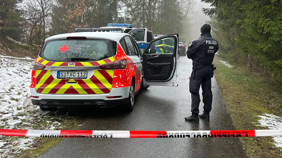 Freudenberg: Ist es die vermisste Luise (12)? Polizei findet weibliche Leiche in Waldstück