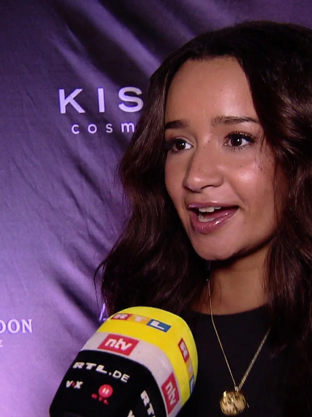 Gabriella De Almeida Rinne: Alle News & Infos