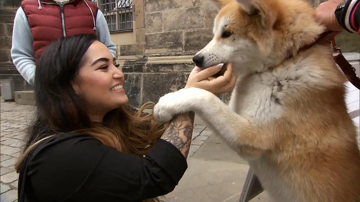 Ex-Monrose-Sängerin Bahar Kizil wieder auf dem roten Teppich