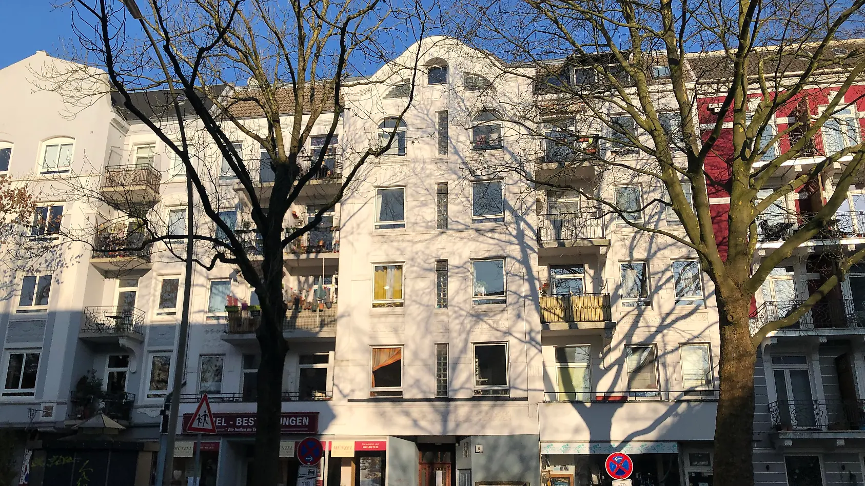 Haus in Hamburg-Eimsbüttel droht einzustürzen: Alle Mieter müssen in 30 Minuten Wohnungen verlassen
