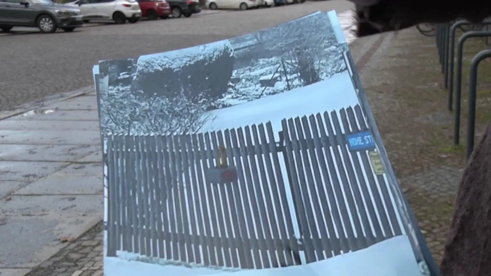 Dreister Blitzerklau in Sachsen: Mercedes-Fahrer hielt Radarfalle ...