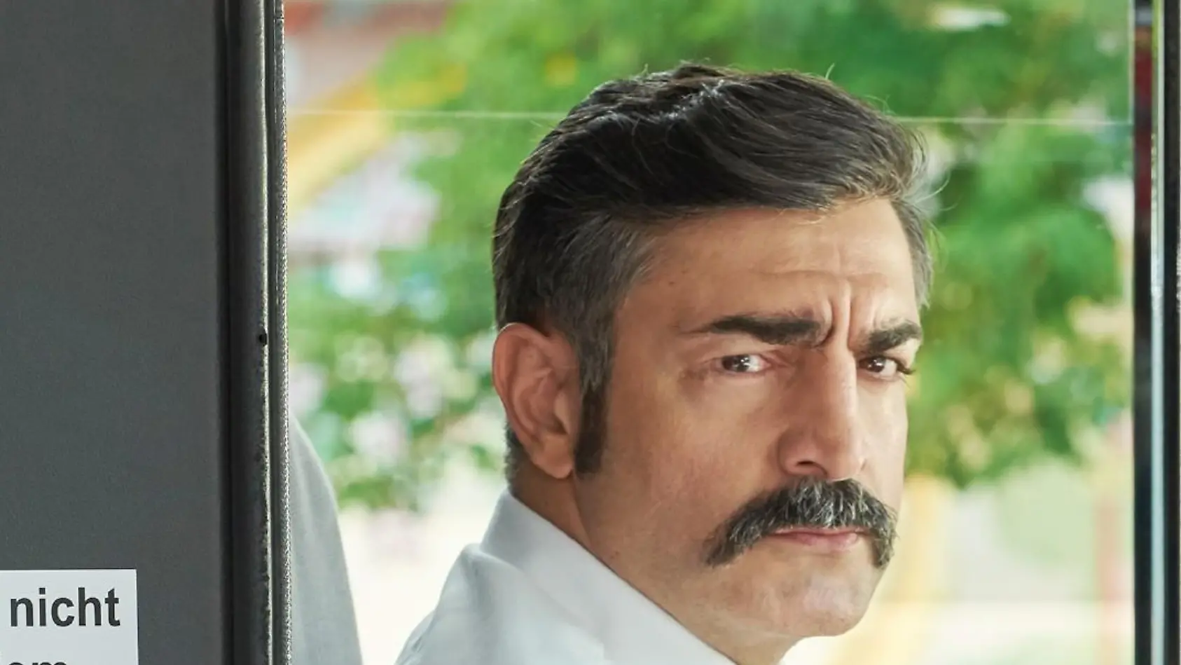 Magda macht das schon!: Neil Malik Abdullah spielt Busfahrer Nadir