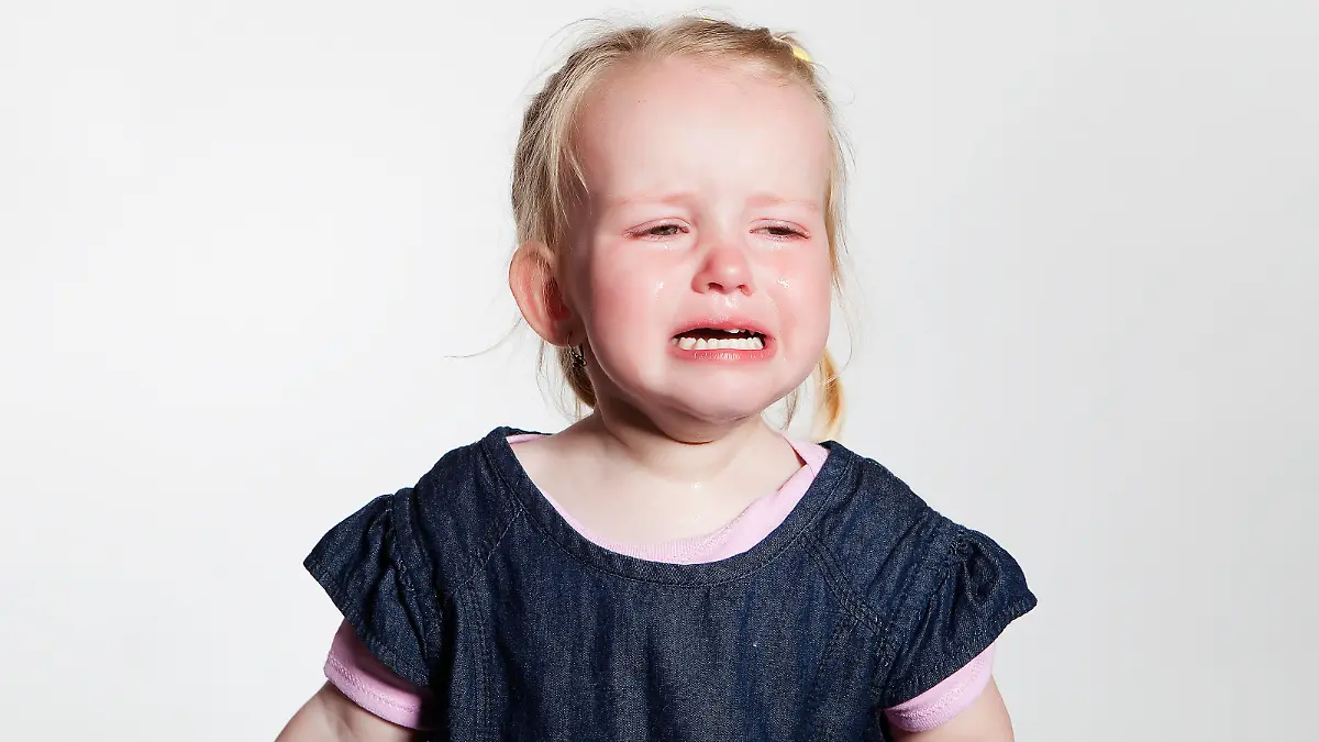 Wenn Kinder grundlos weinen: Diese niedlichen Heulvideos gehen ans Herz