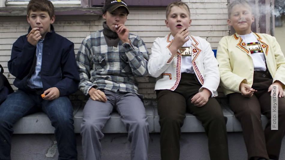 Gefährliche Tradition in der Schweiz: In Appenzell dürfen Kinder rauchen!