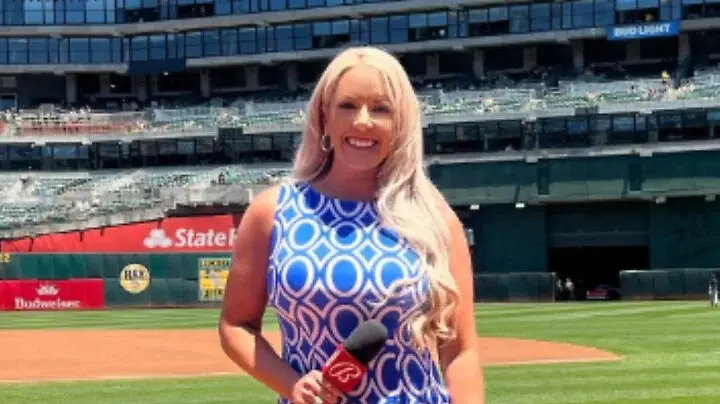Audra Martin zeigt riesigen Bluterguss nach Baseball-Treffer am ...