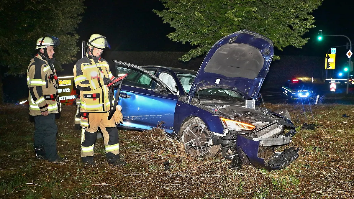 Ditzingen: Teenager (13) baut Unfall nach Verfolgungsjagd mit der Polizei