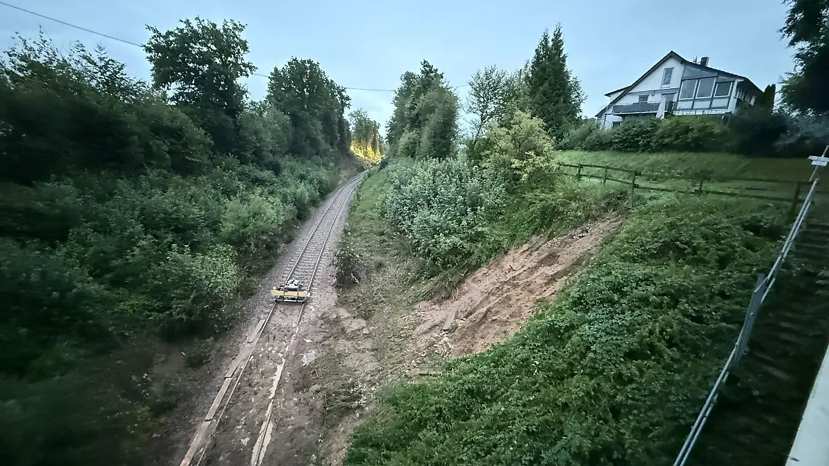 Zugunglück Riedlingen: Haben ein Unwetter und ein Erdrutsch den RE55 ...