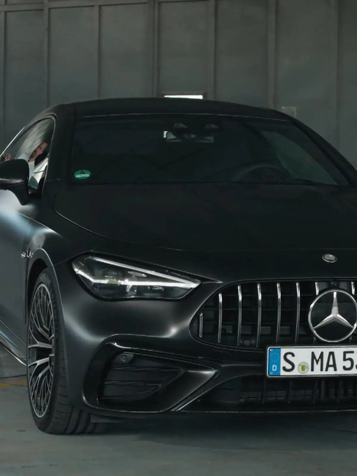 Kreative Idee: Ton Equipment dient zur Unterstützung