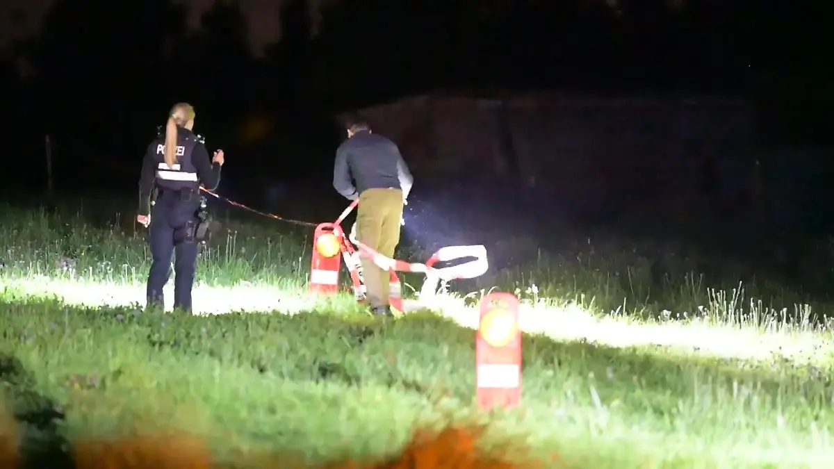 GNTM, Folge 15: Heidi Klum jagt ihre Models beim Nackt-Shooting durch den Monsun