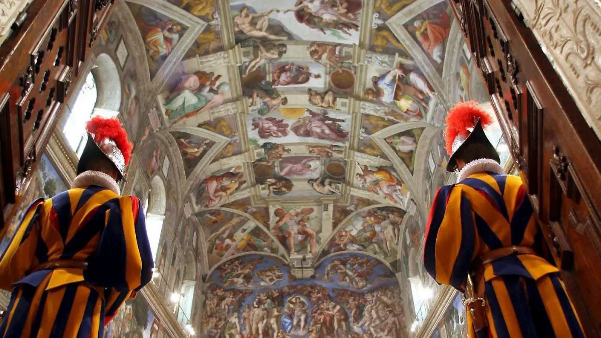 Michelangelos Deckenmalerei in der Sixtinischen Kapelle: Künstler malte Frau mit Brustkrebs!