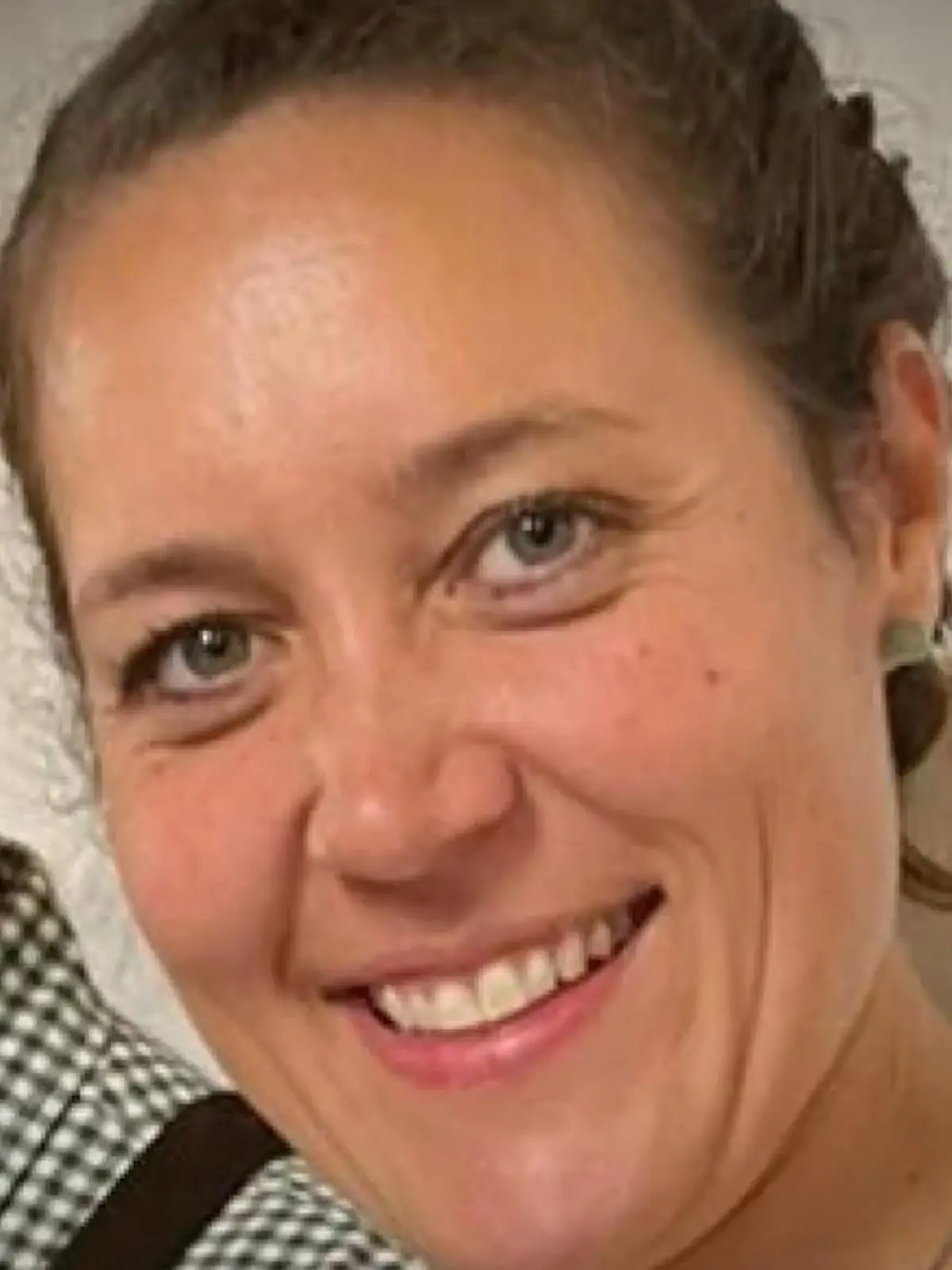 Kuscheln, Küssen, Karriere kaputt?!: Neues Video nach Kiss-Cam-Skandal! Hier knutschen CEO Andy ...