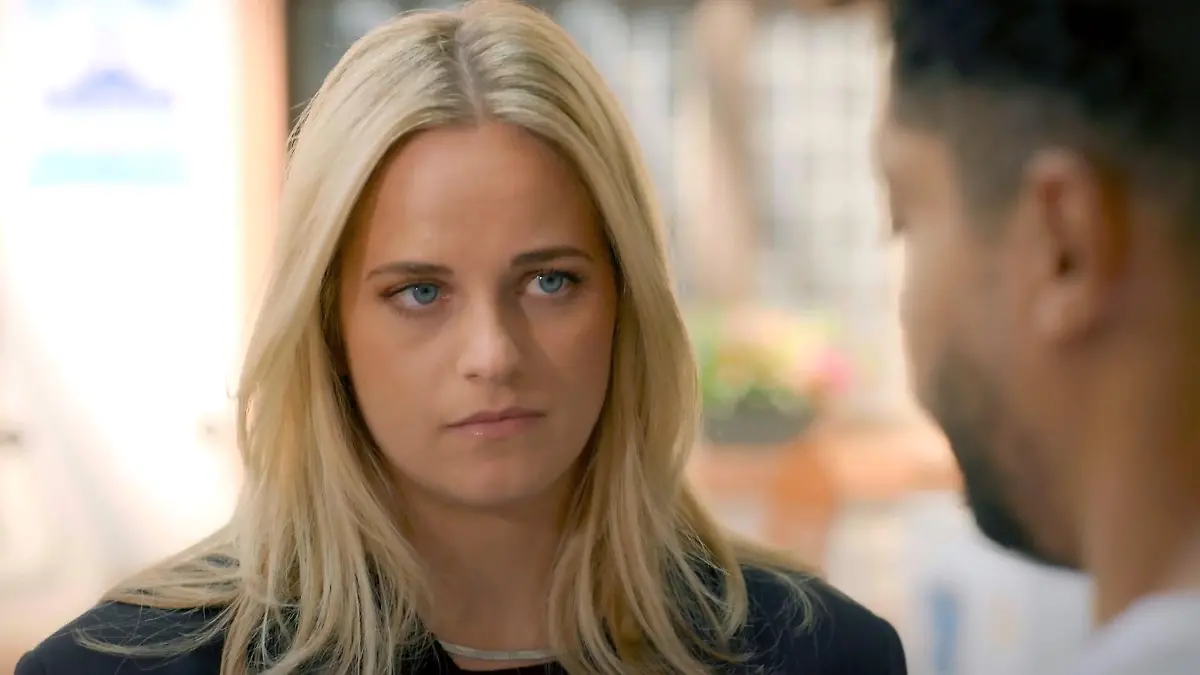 „Unter uns”-Vorschau am 10.09.25 im TV: Cilly ist von Theo enttäuscht